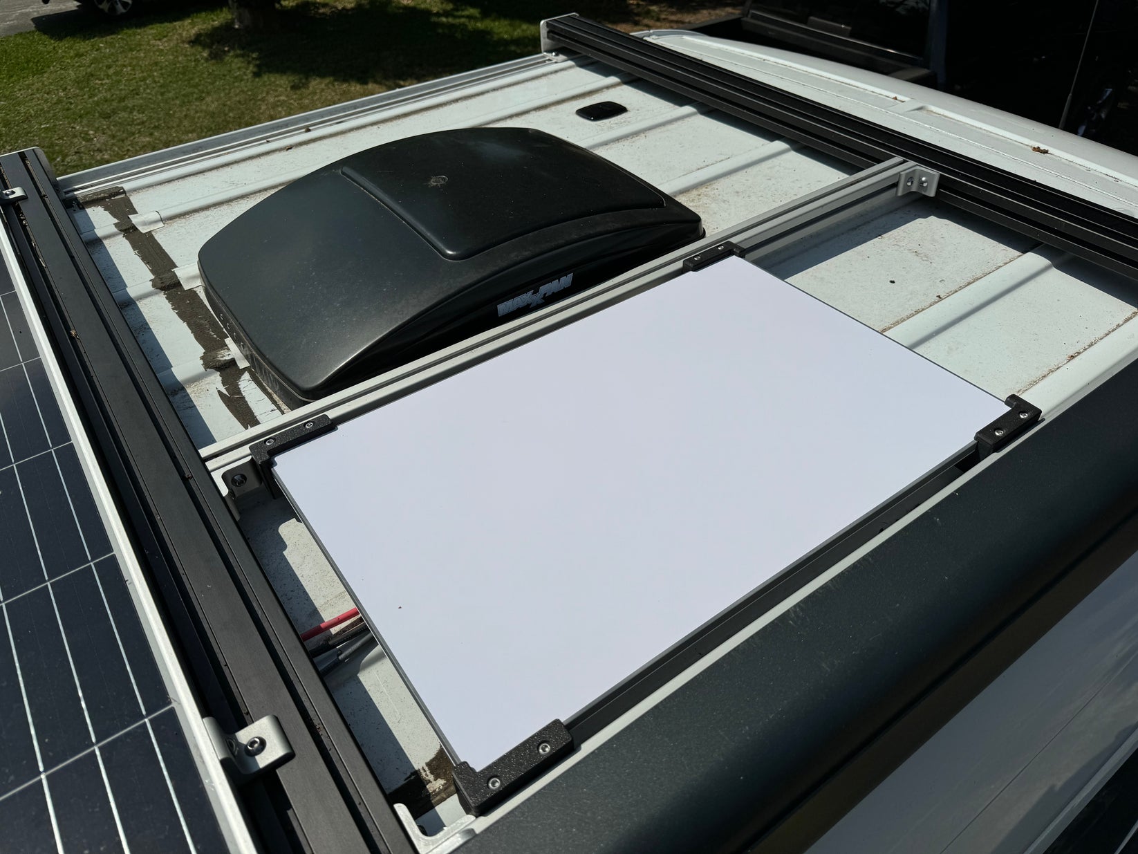 Starlink Standard/Enterprise - Roof Mount Kit for 80/20 – Striker ...